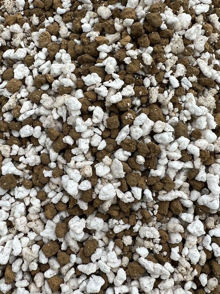 COM51 Akadama / perlite mix 2ltr