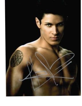 Alex Meraz The Twilight Saga Genuine Signed Autograph 10 x 8 COA 2305