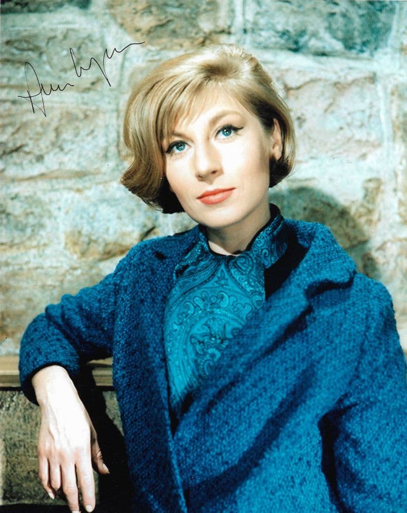 Ann Lynn "Only Fools & Horses/Danger Man / the Champions" 10x8 Genuine ...