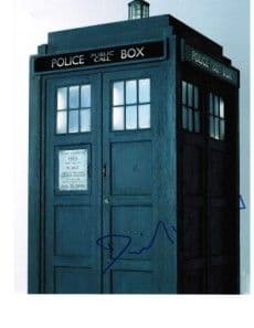 David Verrey Signed TARDIS picture "Aliens of London" and "World War ...