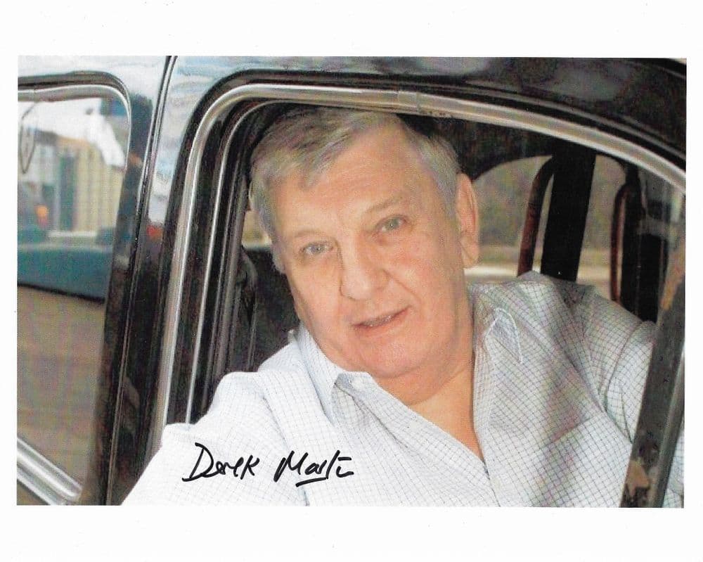 Derek Martin "EASTENDERS" genuine signed Autograph 10 x 8 COA 22293