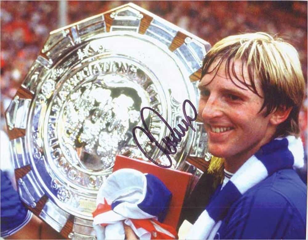 Gary Stevens Football legend Genuine Signed Autograph 10x8 COA 1631