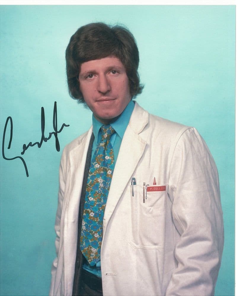 George Layton - Doctor in Charge 10x8 genuine signed autograph 10227