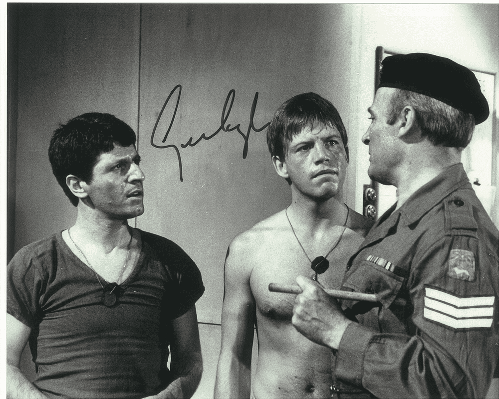 George Layton - Doctor in Charge 10x8 genuine signed autograph 10230