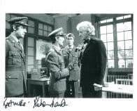Richard Franklin "Captain Yates" DOCTOR WHO Genuine Signed Autograph 10 ...