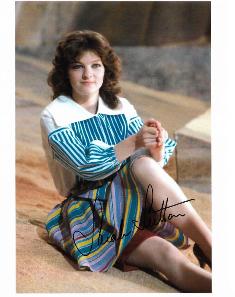 Sarah Sutton "Nyssa"DOCTOR WHO genuine signed autograph 10x8 COA 11621