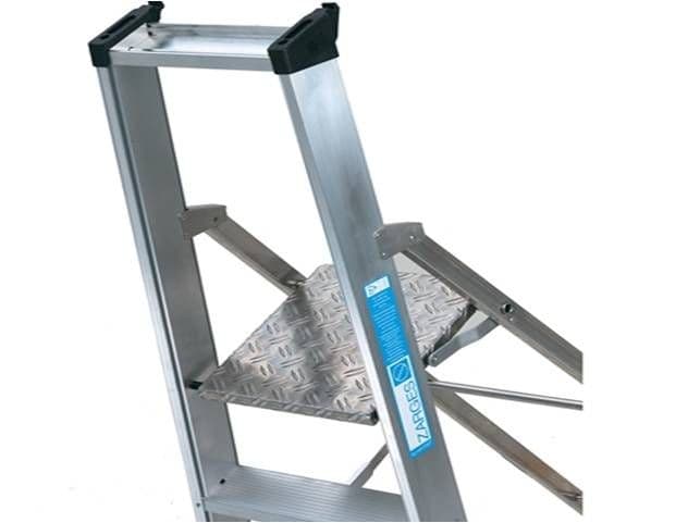 Zergas Industrial Platform Steps