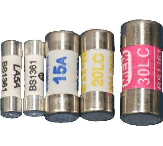 Consumer Unit Fusebox Kit of 2x LA5 1x LC15A 1x LC20A 1x LD30A Fuses