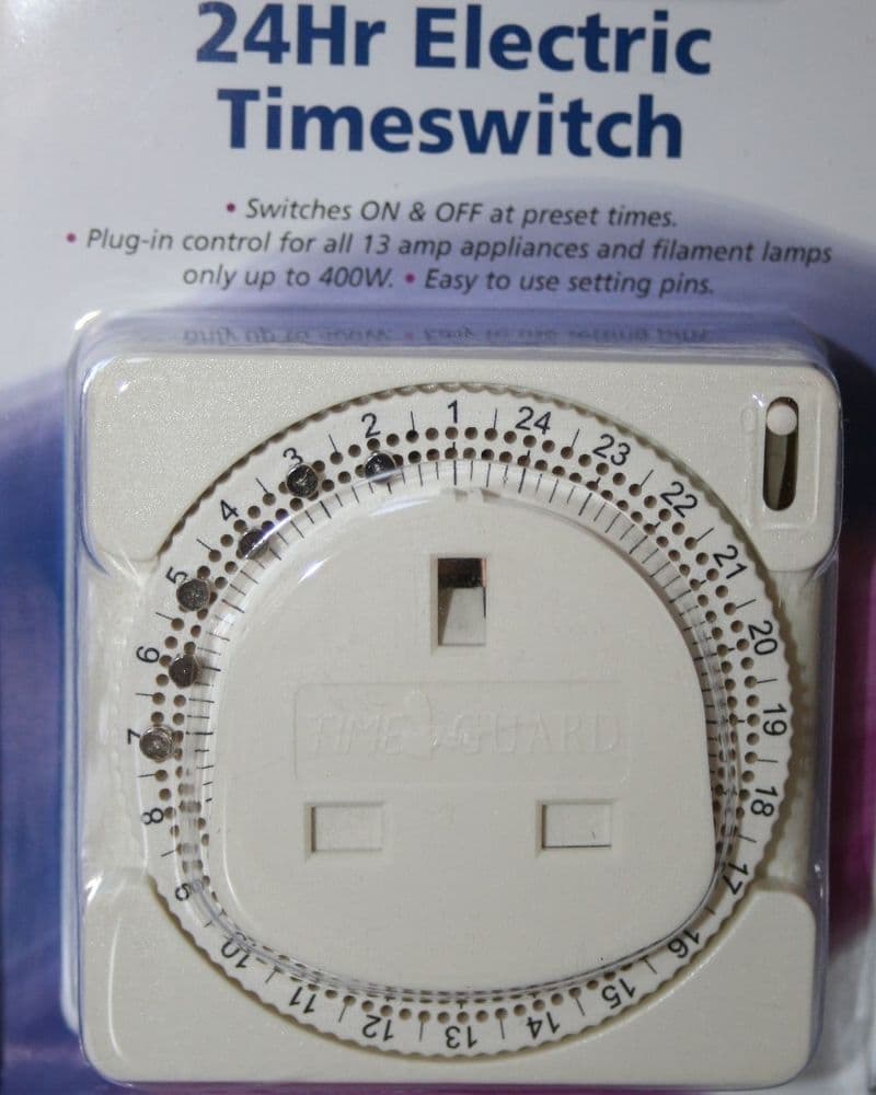 Timeguard TS800B Timeswitch 13 amp Plug In Timer Timeclock