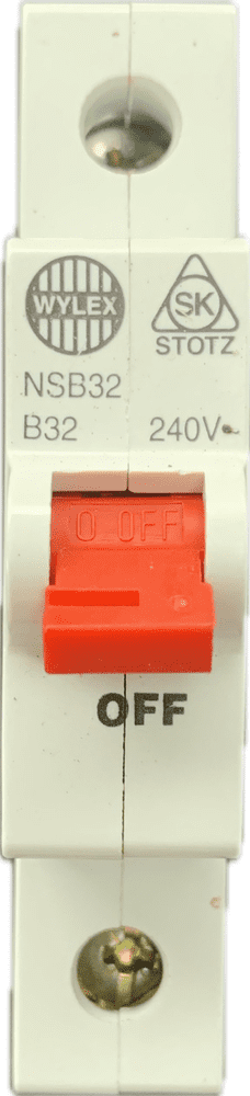 Wylex NSB32 B32 32 amp Red MCB BSEN60898 6kA