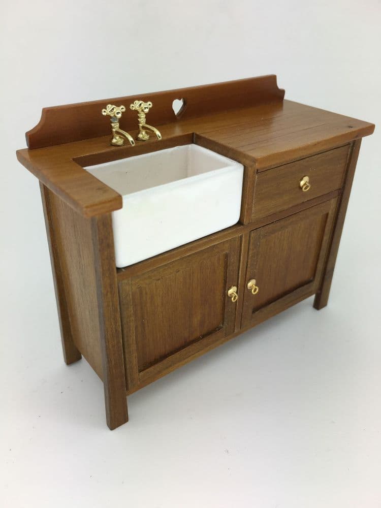 Arts & Craft sink unit
