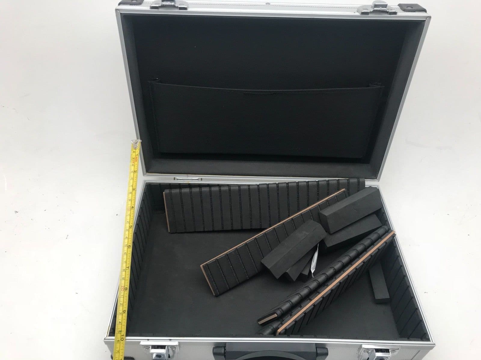 Aluminium camera case with dividers