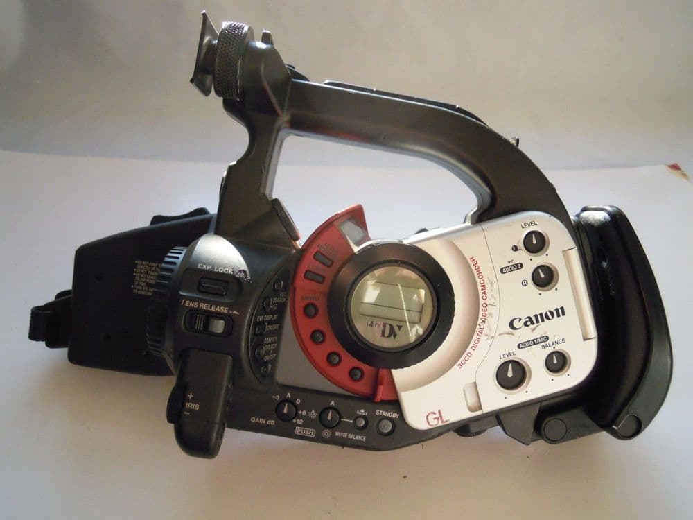 CANON MINI DV 3CCD DIGITAL VIDEO CAMCORDER
