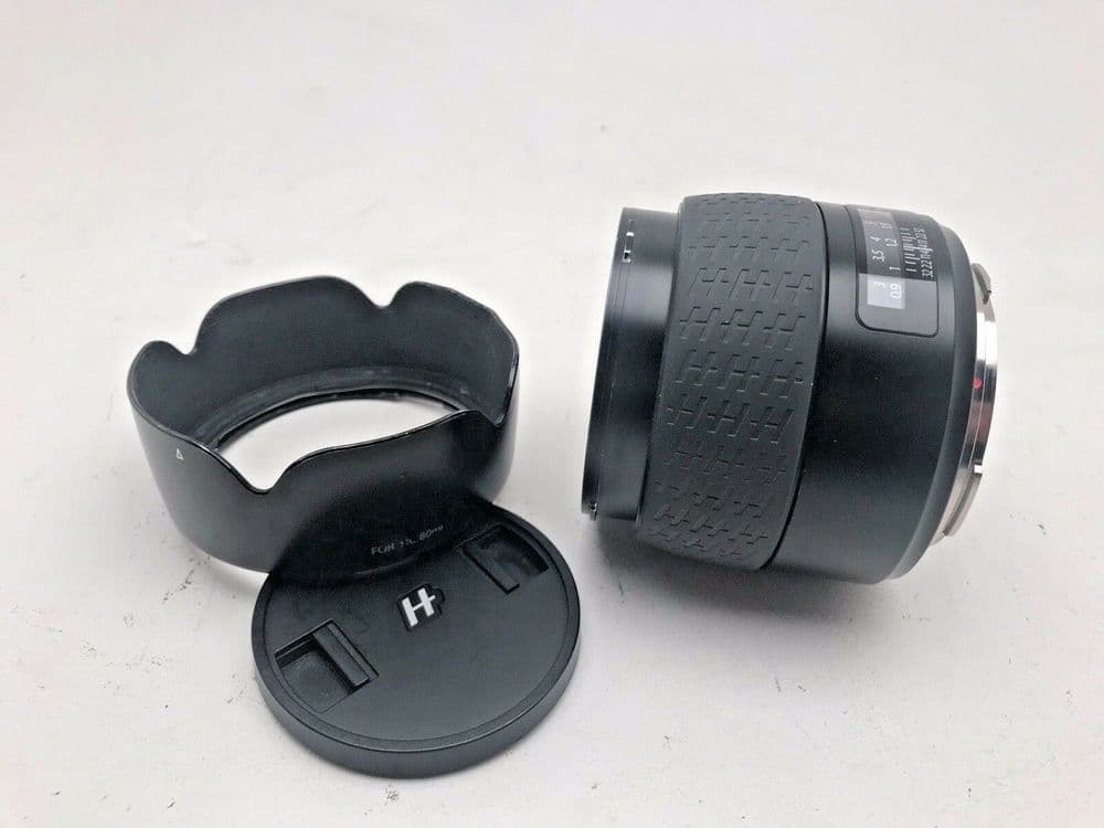 Hasselblad HC lens with hood and cap