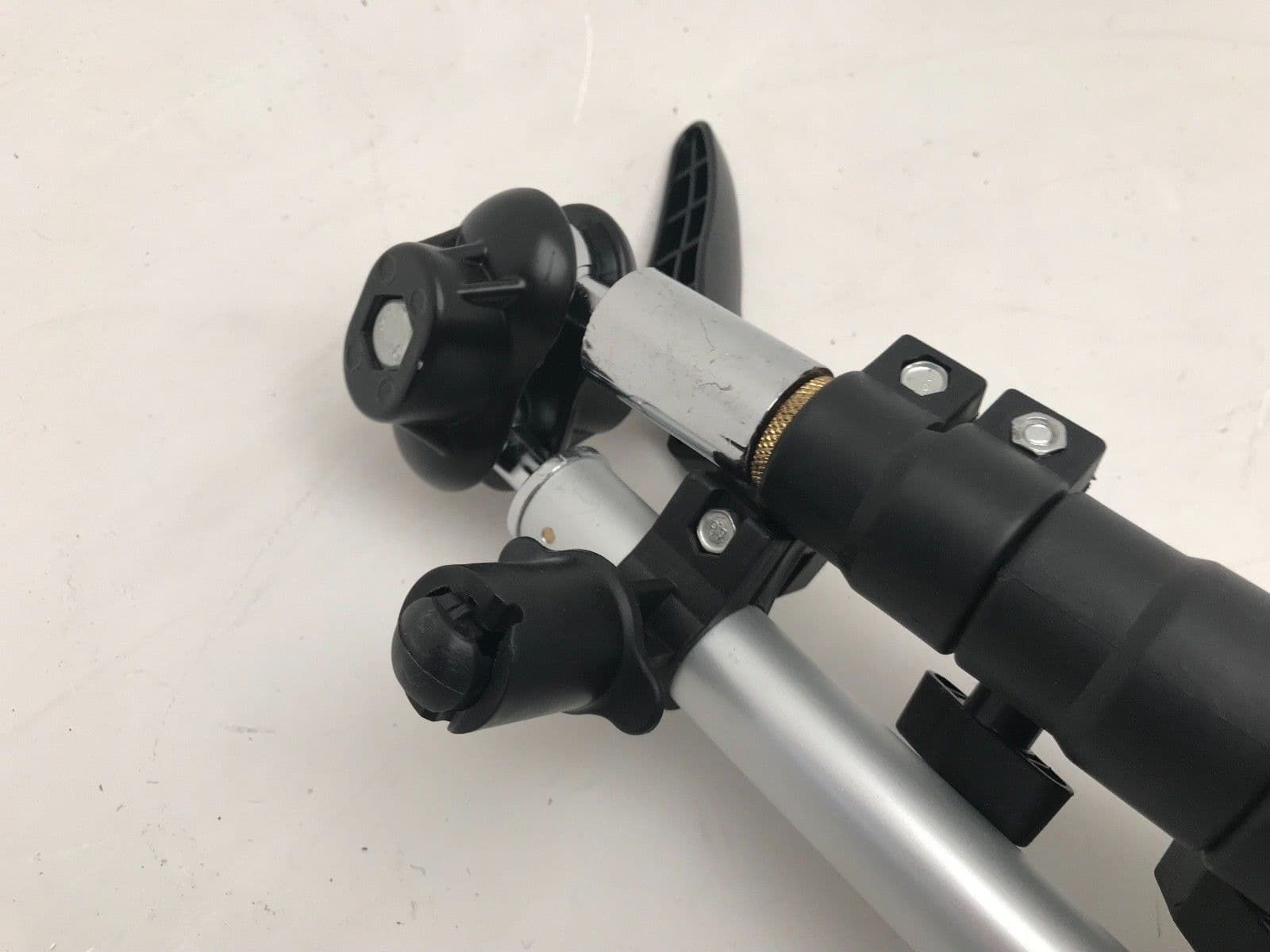 Interfit COR 751 8 5 stand with int 274 reflector bracket for lastolite ...