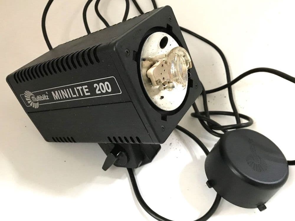 MULTIBLITZ MINI LITE 200 STUDIO FLASH HEAD