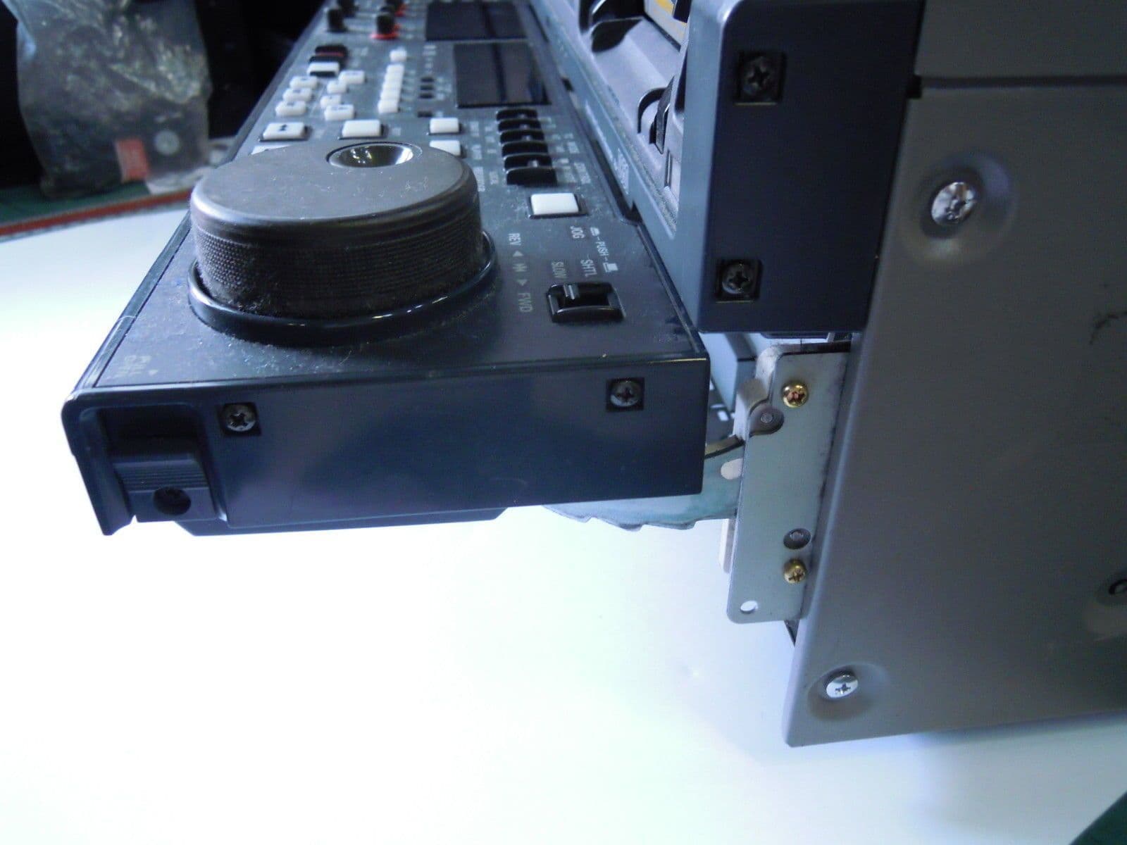 Panasonic DVC Pro Digital Video Cassette Recorder AJ-D850