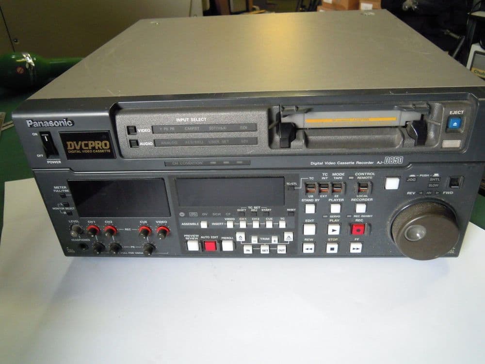 Panasonic DVC Pro Digital Video Cassette Recorder AJ-D850