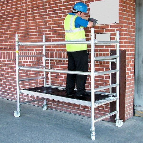 1 6m Folding Indoor Tower For Hire