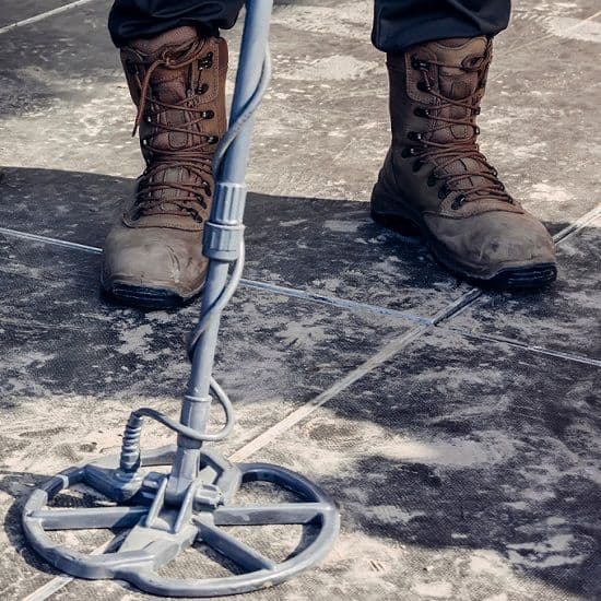 Metal / Drain Cover Detector For Hire