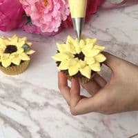 Wilton Piping Nozzle 352 Leaf