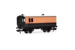 R40295 LSWR 4 Wheel Coach Passenger Brake 82