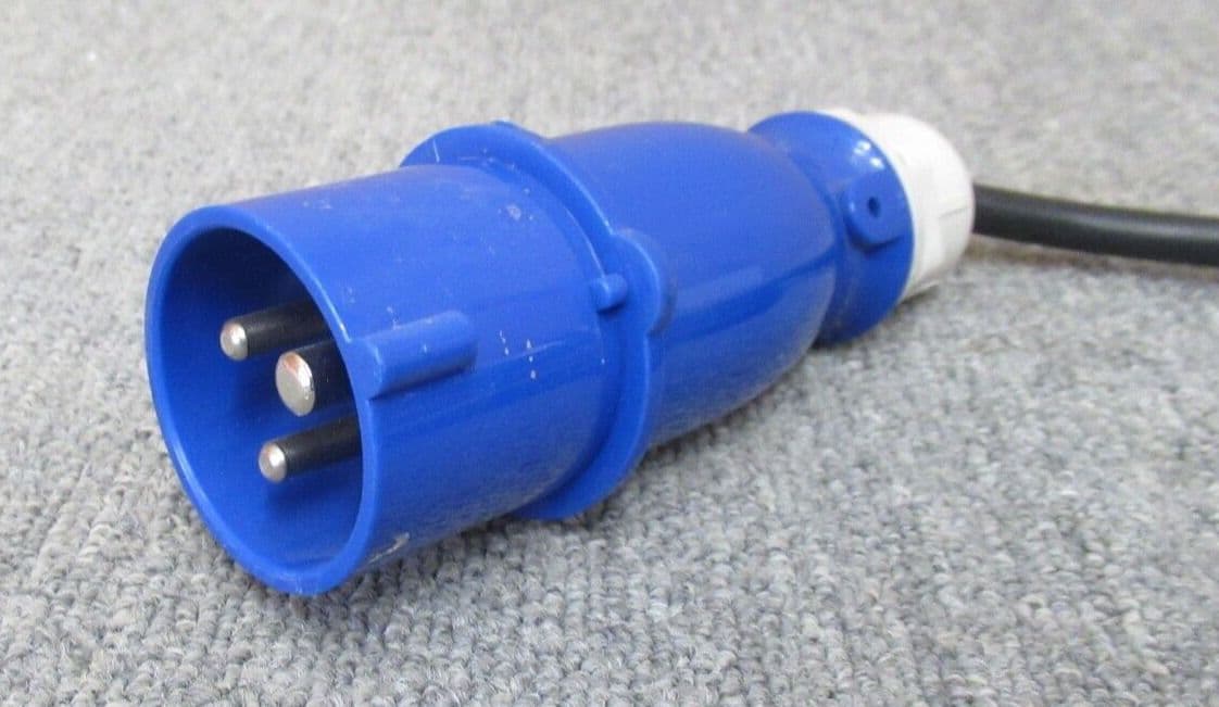1 5m Iec C19 Female To Ip44 16a Pce Commando Blue Plug Male Power Lead
