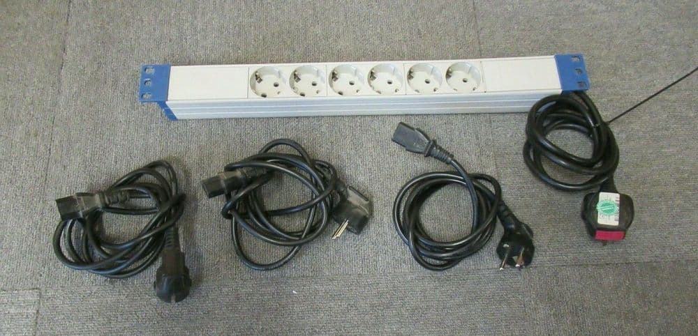 13A UK plug To 6 Gang EU Power Distribution Unit 1U 19" 3 EU Power ...