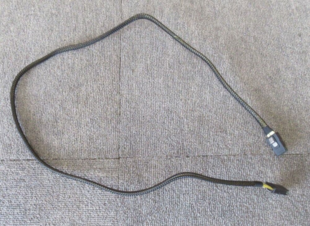 1M SFF-8087 Male To SFF-8087 Male Straight To Straight Mini-SAS Cable 27"