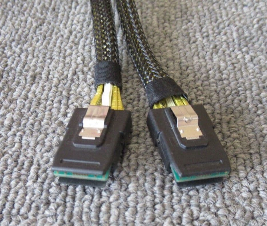 1M SFF-8087 Male To SFF-8087 Male Straight To Straight Mini-SAS Cable 27"
