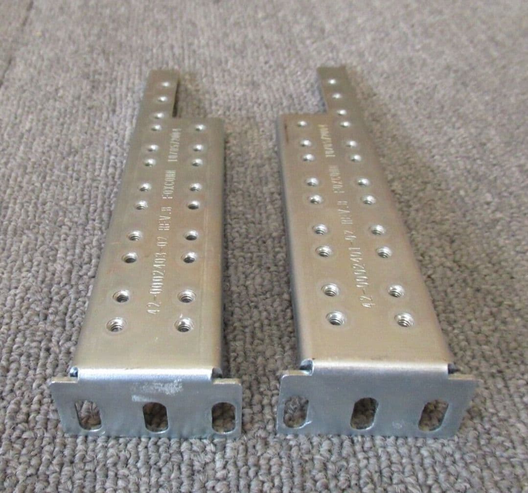 1U Server Cabinet Rack Mount Bracket Rail 42-0002401-02 42-0002403-02