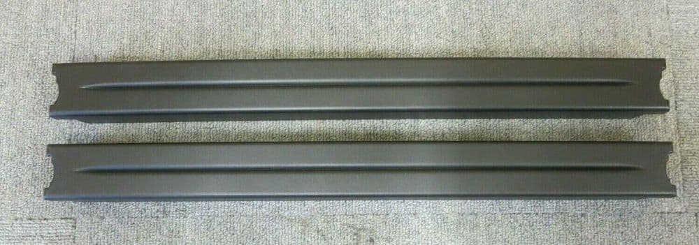 2 x APC 874-0018 1U Black Plastic Rack Filler Cabinet Blanking Plate Panel