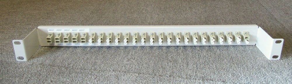 24 Port LC Standard Style 1U 19" Fibre Single Mode Adapter Patch Panel ...