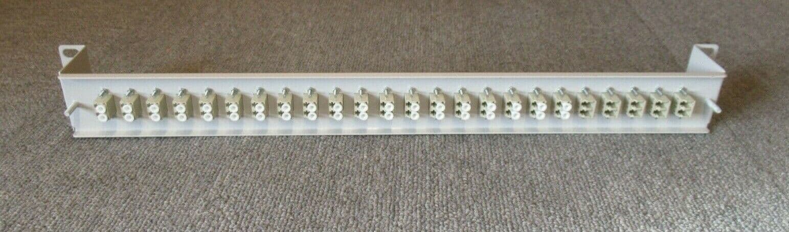 24 Port LC Standard Style 1U 19" Fibre Single Mode Adapter Patch Panel ...
