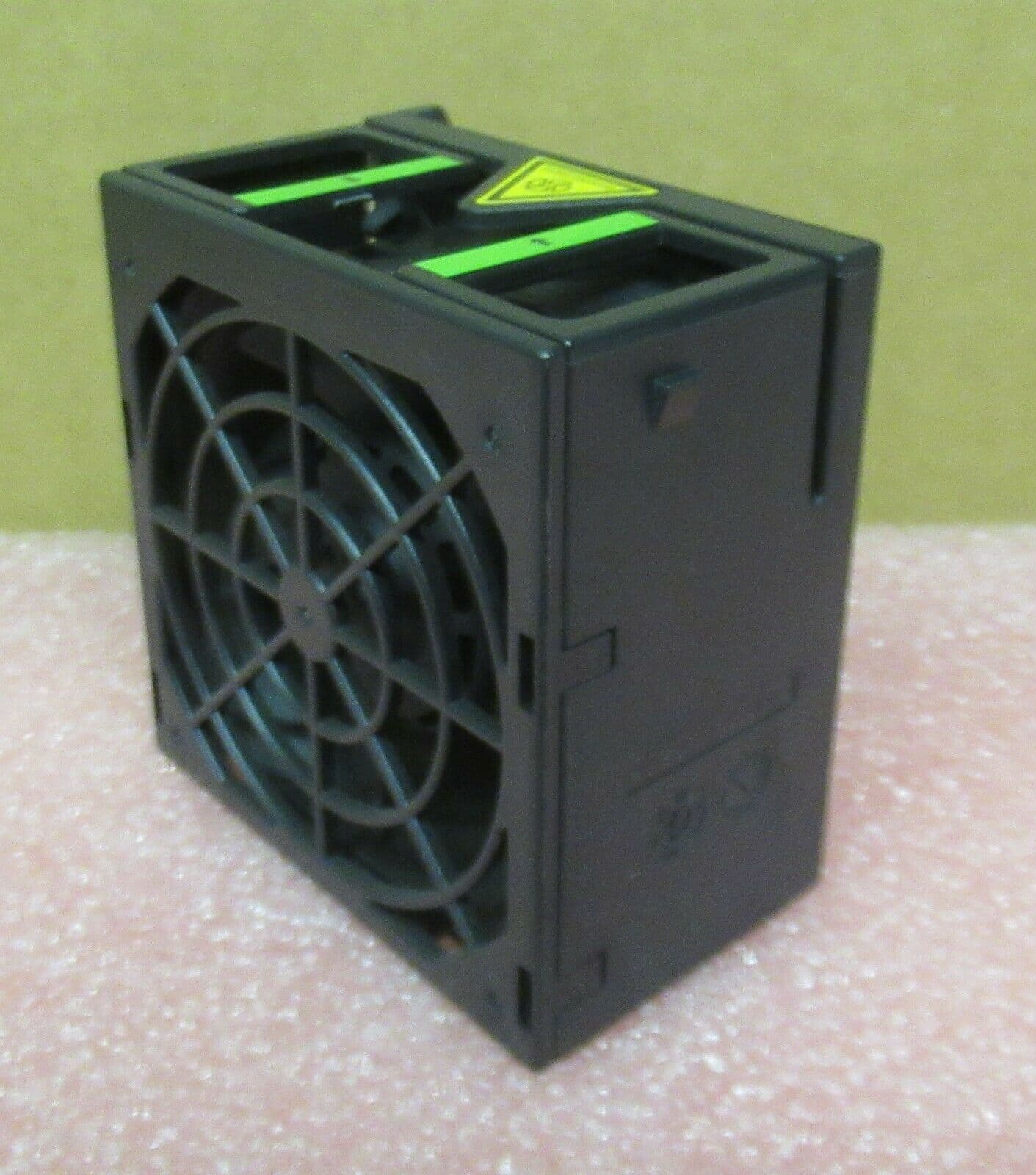 24 x Fujitsu Primergy AFC0712DE-AM21 A3C40133291B Fan For Primergy RX300 S7