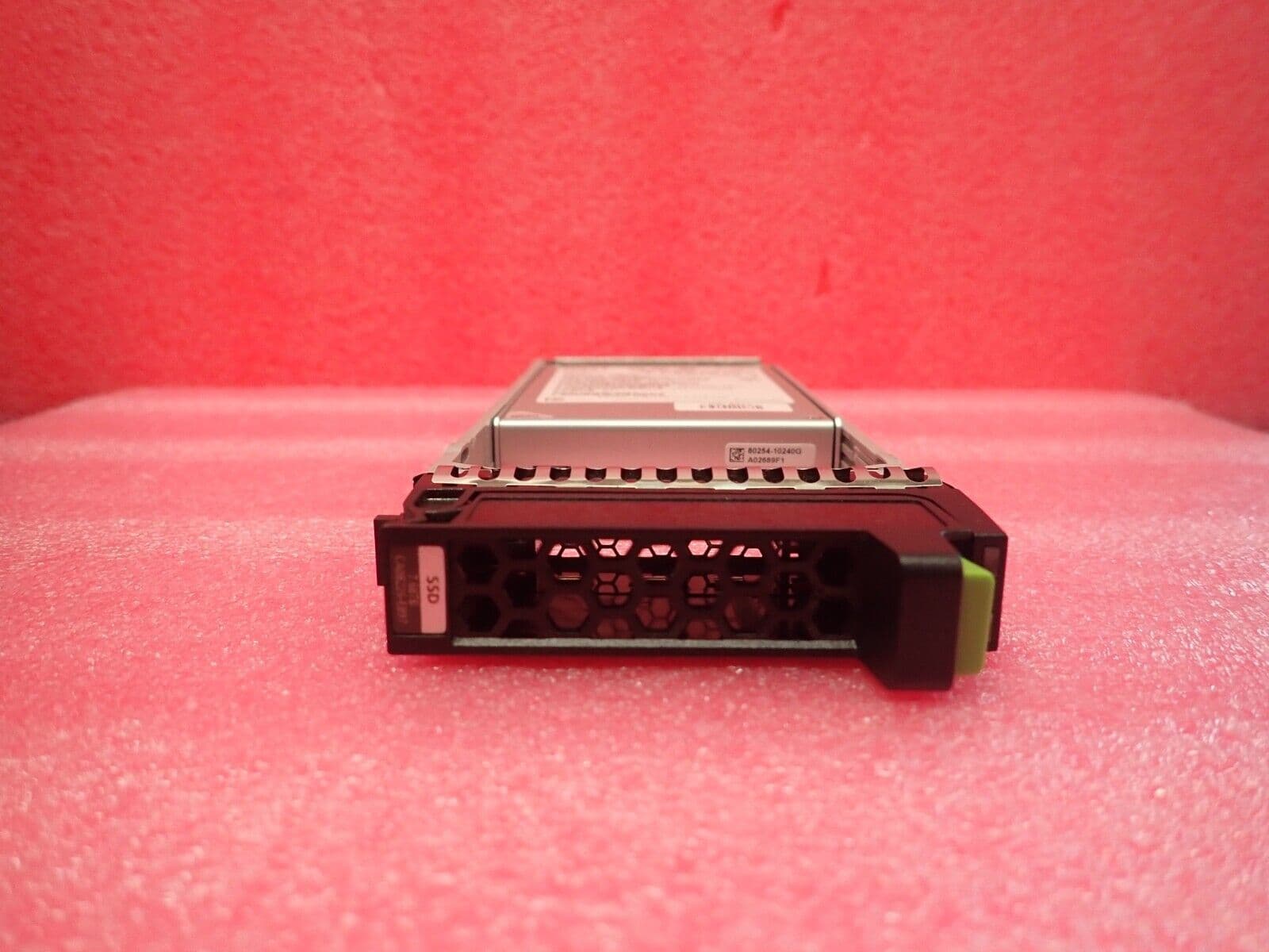 24x Fujitsu Eternus MLC DX SSD SAS 2 5" 7 68TB CA08226-E897 FTS ETSSAVN ...