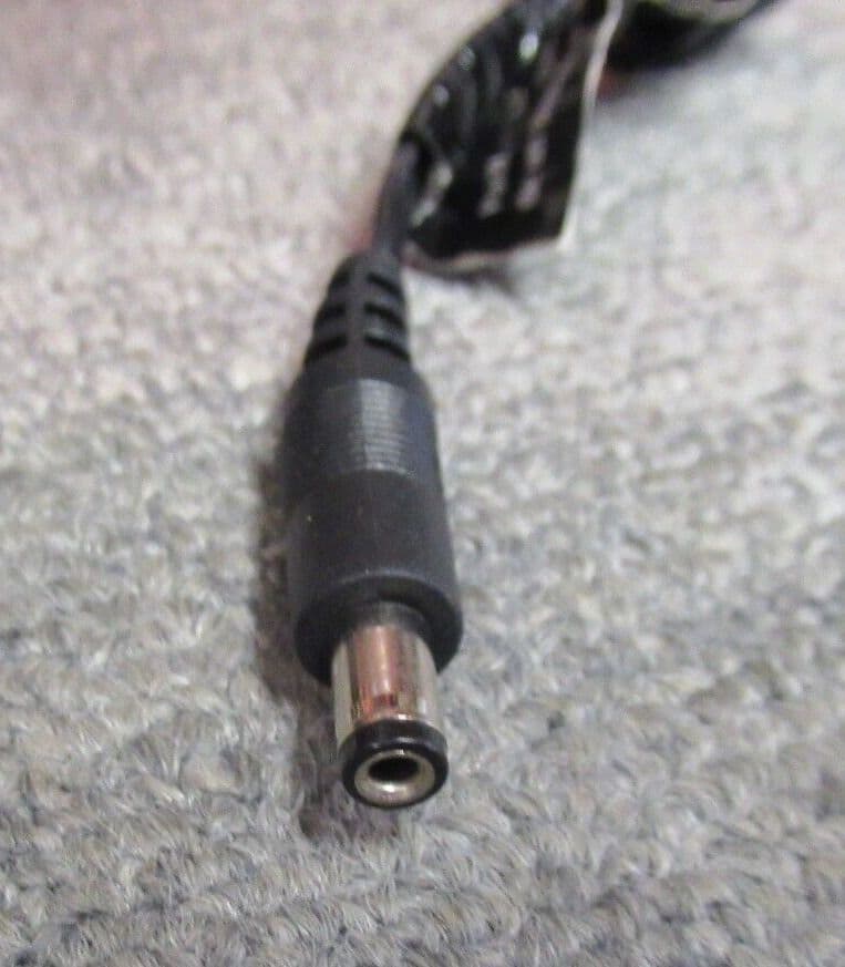 2Wire 2901-800072-000 ACW27C-12B UK Plug AC Power Adapter 26W 12V 2 2A