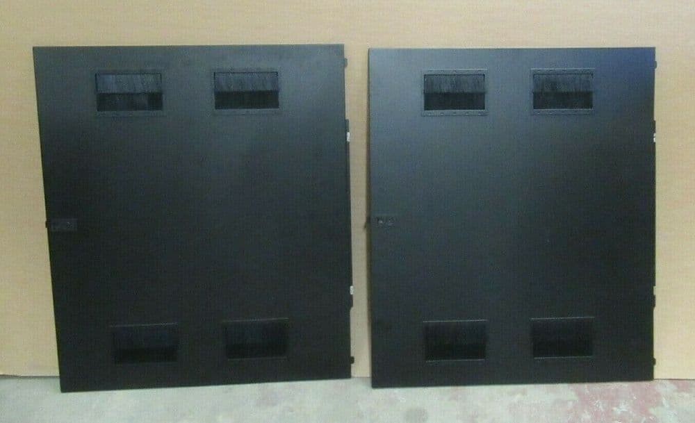 2x APC Vented Side Panels 2 Panels for NetShelter SX AR3150 42U Rack ...