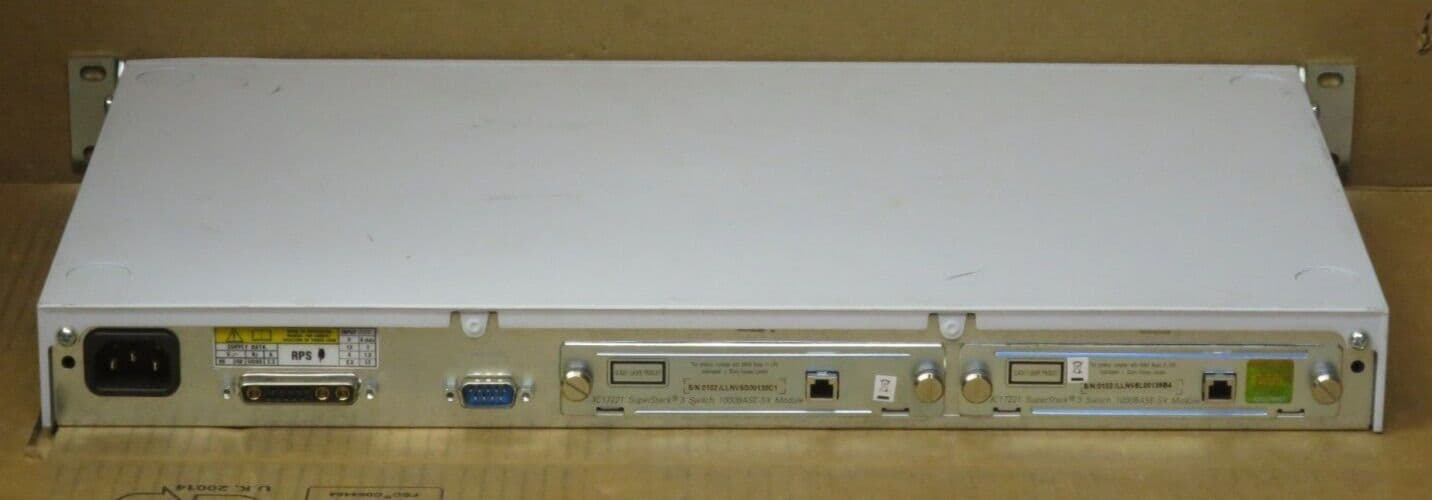 3COM SuperStack 3 4400 SE 24-Port 10/100 Network Switch 2x SuperStack 3 ...