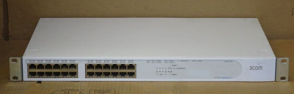 3COM SuperStack 3 4400 SE 24-Port 10/100 Network Switch SuperStack 3 ...