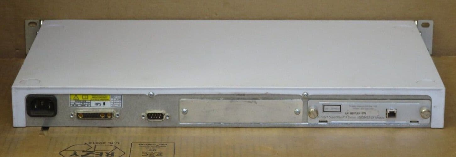 3COM SuperStack 3 4400 SE 24-Port 10/100 Network Switch SuperStack 3 ...