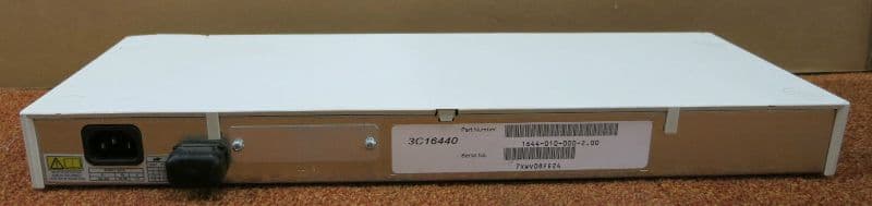 3Com SUPERSTACK II 12 PORT Base Line HUB 1644-010-000 3C16440