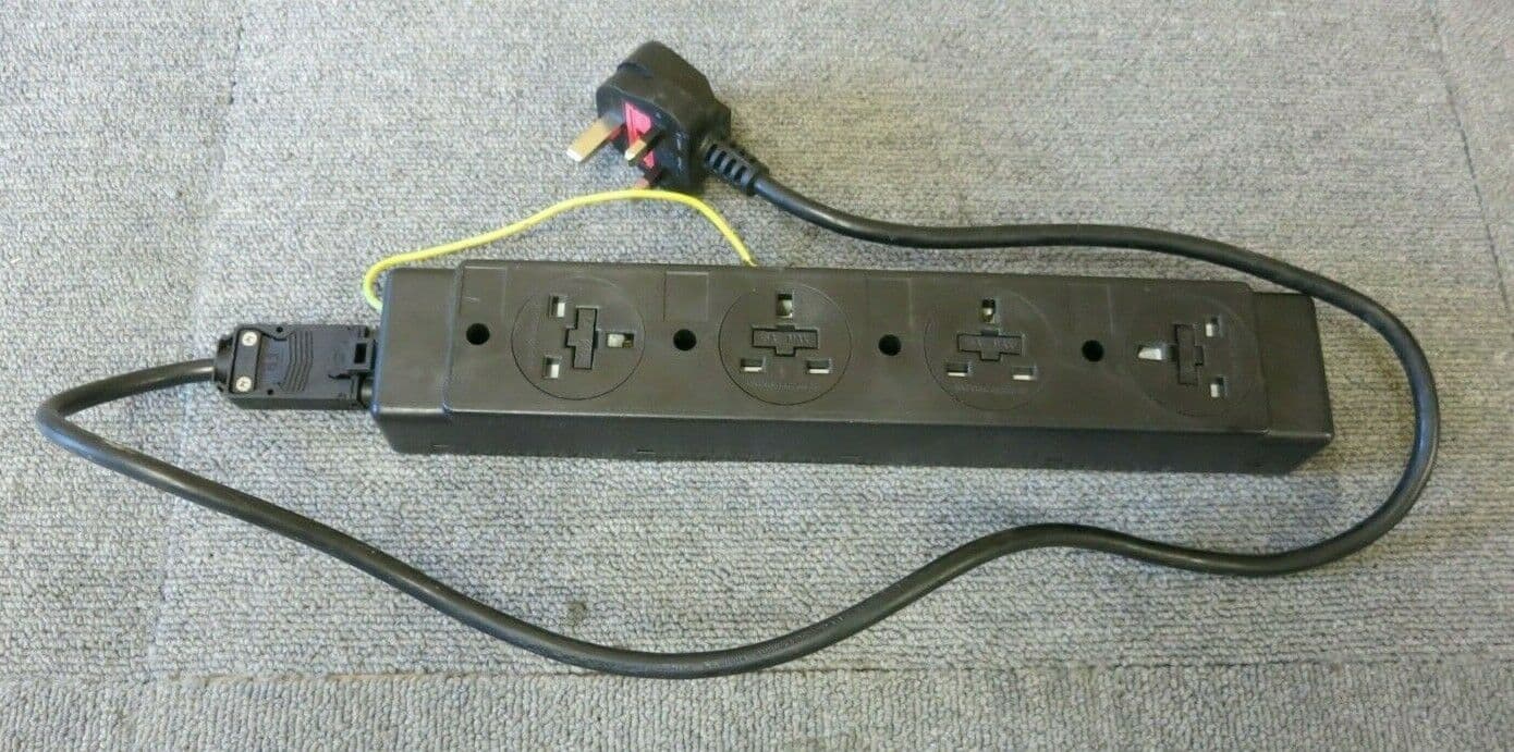 4 Way UK Outlets Under Desk PDU Power Module And Power Cable 230V 13A
