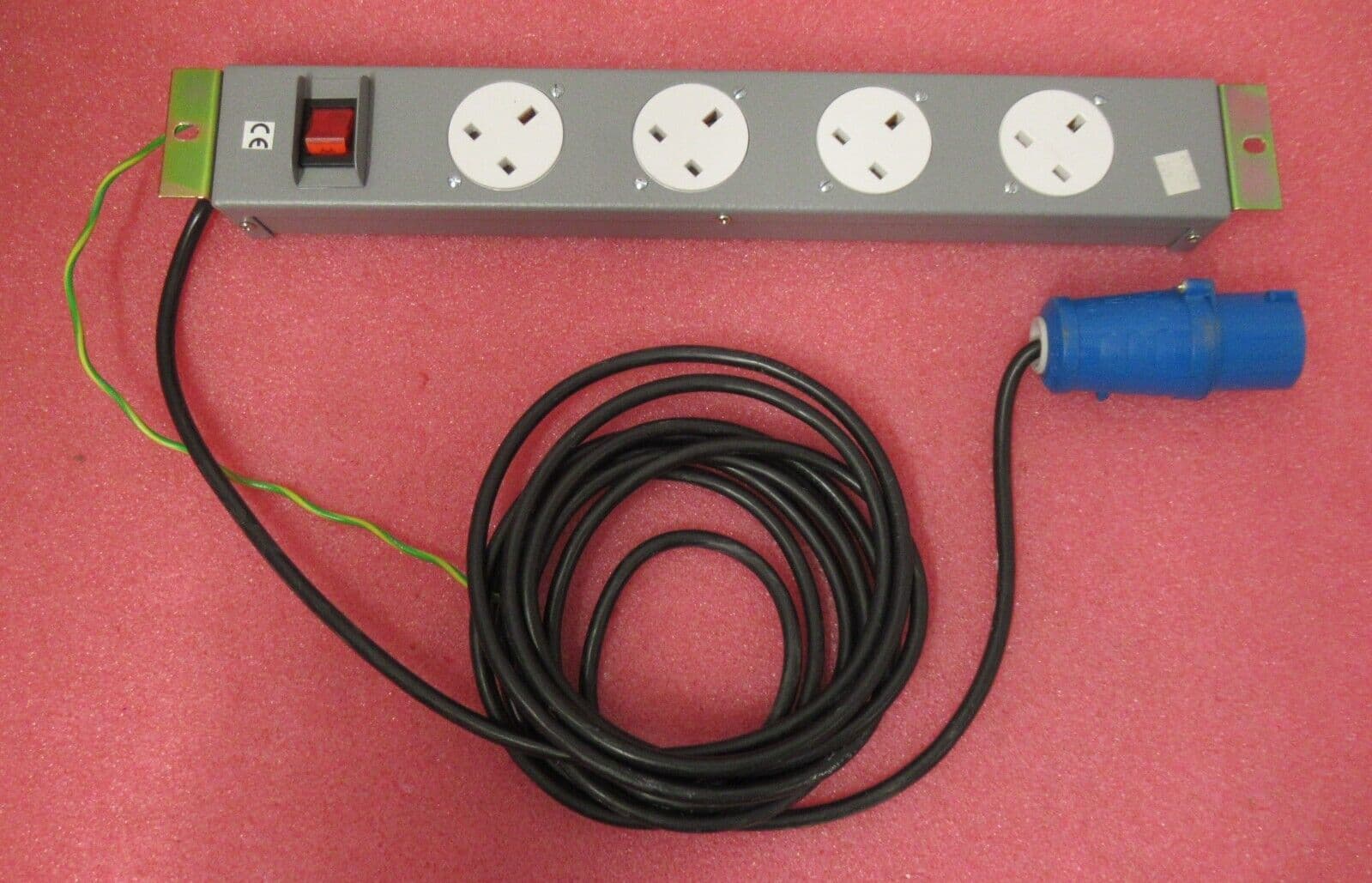 4 Way UK Sockets Horizontal Rackmount PDU With 16A Commando Plug 4 5m