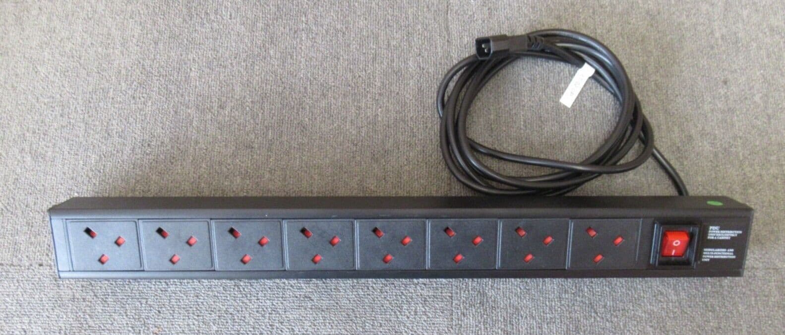 8 UK Output On/Off Switch Horizontal Powerstrip PDU 2 5M 1U C14 Plug