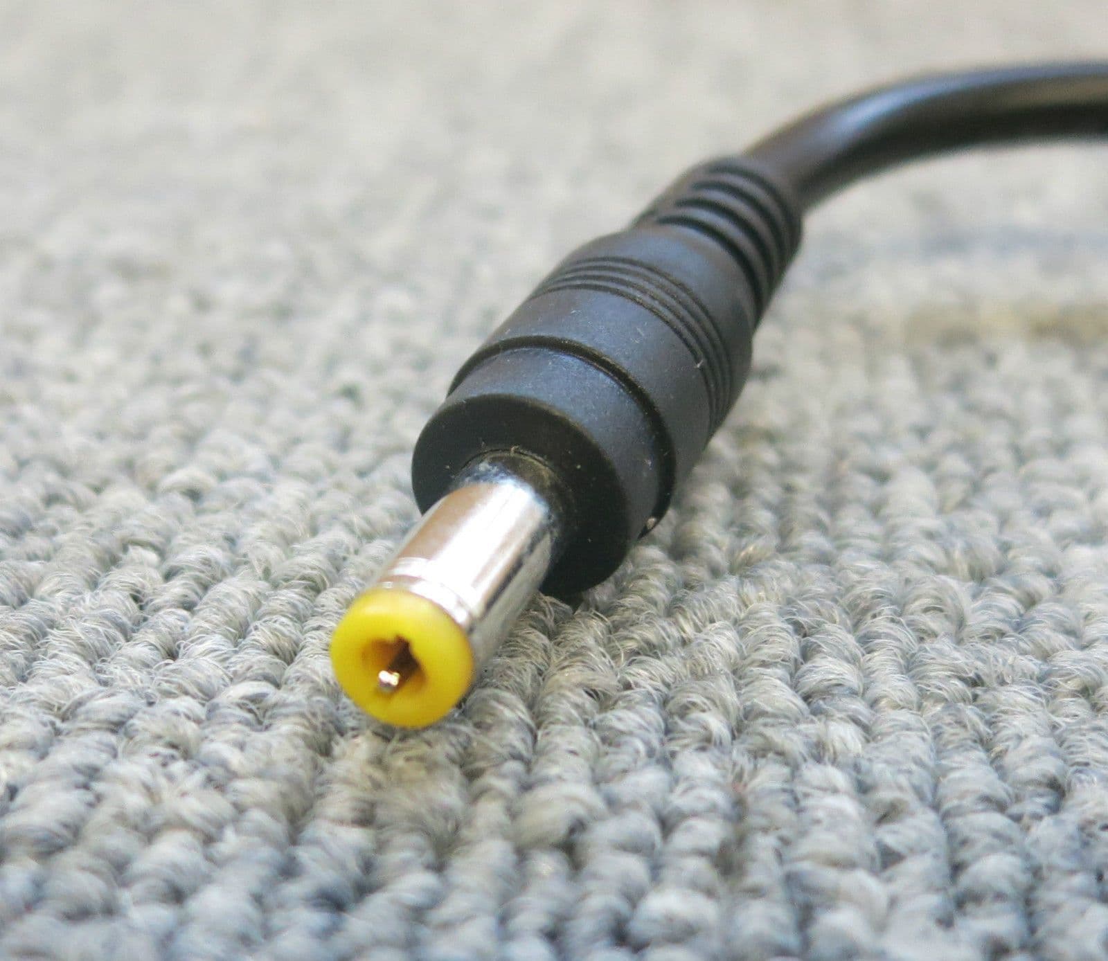 AcBel Polytech API-7595 Laptop AC Power Adapter 19V 3A for Toshiba 45W ...