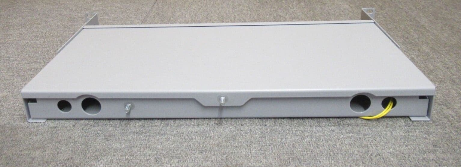 ADC 8 Port 19" 1U Grey Rack Mount Fiber Optic Patch Panel LC Multimode ...