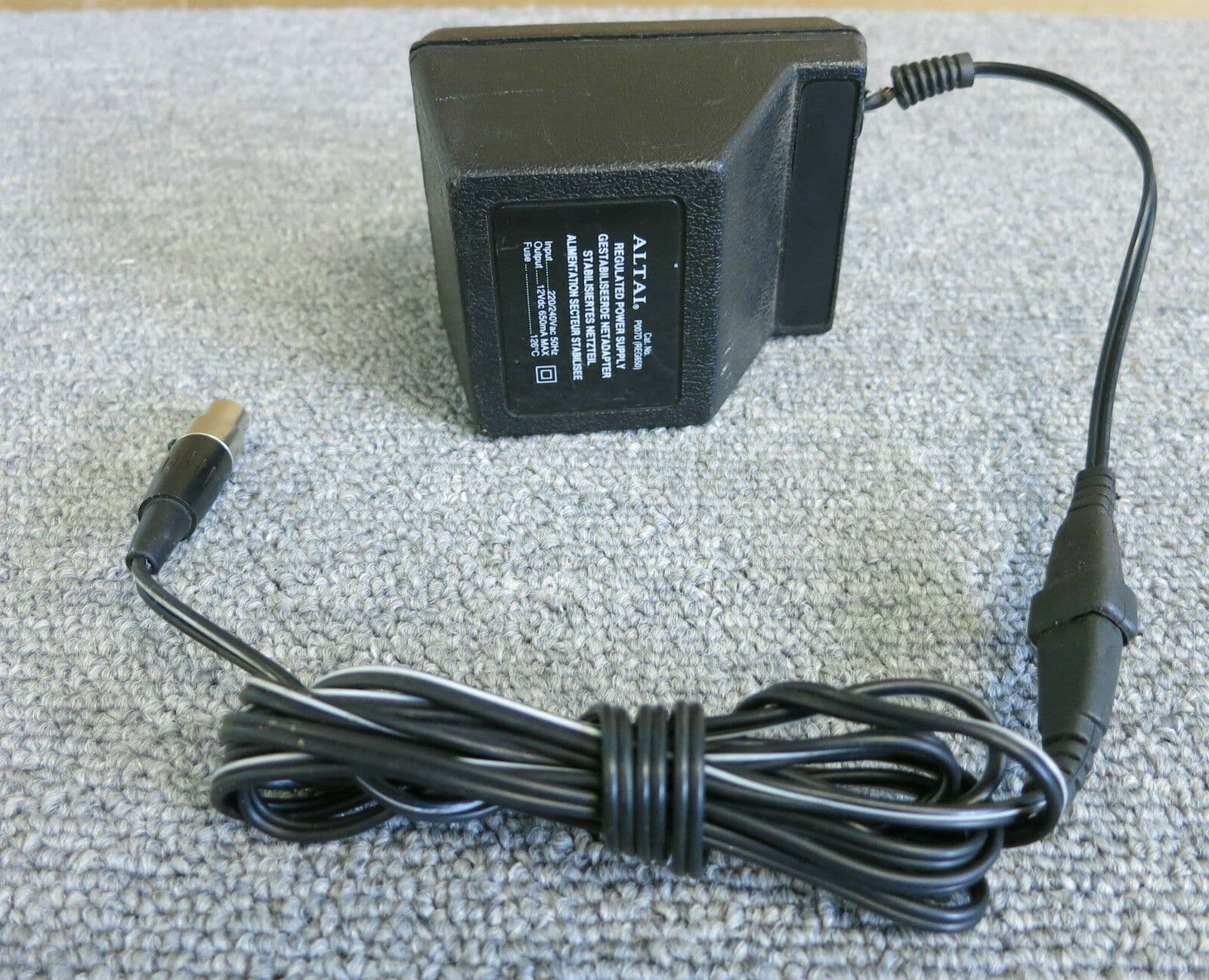 Altai UK Wall Mount Plug AC Power Adapter 12V 650mA UK Plug - P007D REG650