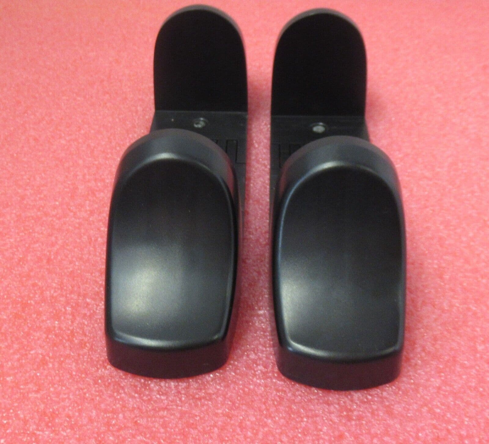 APC 0M-816636 3HE 3U Tower Mounting Stabilization Feet For Smart-UPS 5000