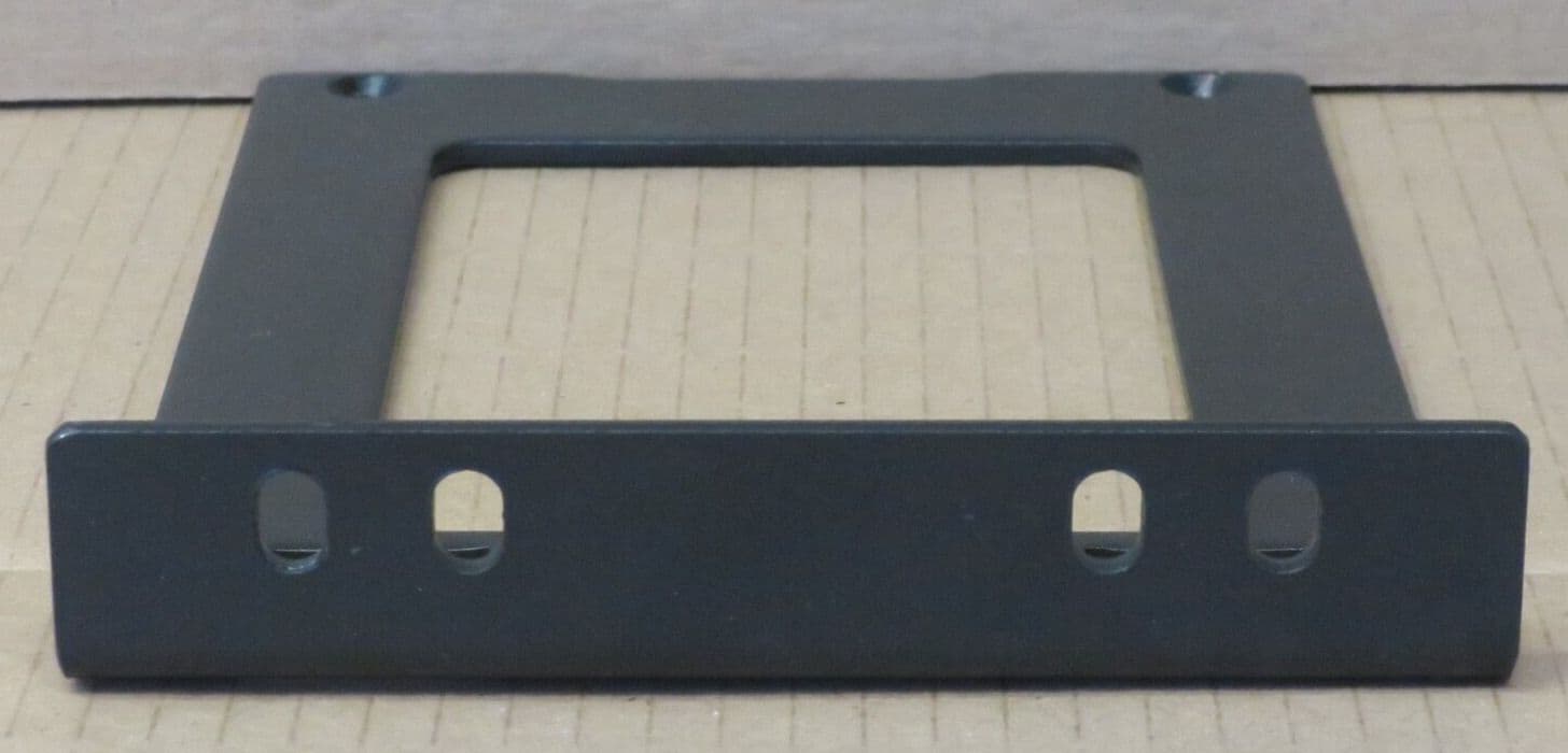 APC 2x Rack Mount Ear Brackets 3U for SRT5K SRT6K 870-24120B